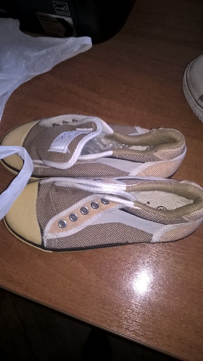 Кеди спортивні марки ROР, розмір 35 (НОВІ) - setam.net.ua