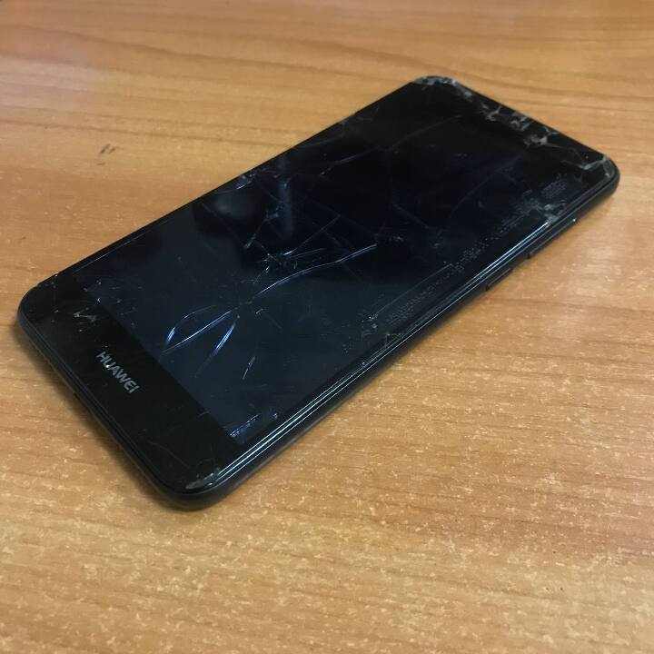 Мобільний телефон "Huawei P8 Lite PRA-LA1 б/в - setam.net.ua